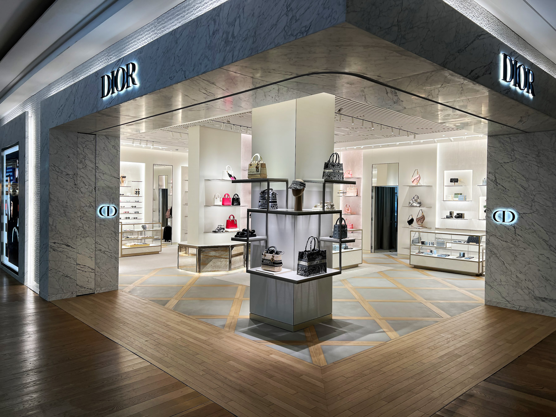 Dior | P&A Shopfitting | Bespoke | Luxury | Shop Fit-Out Specialists